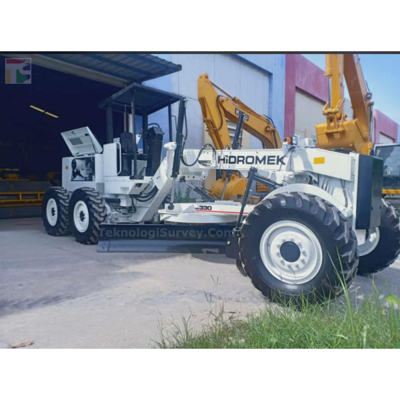 MOTOR GRADER HIDROMEK HMK MG 330