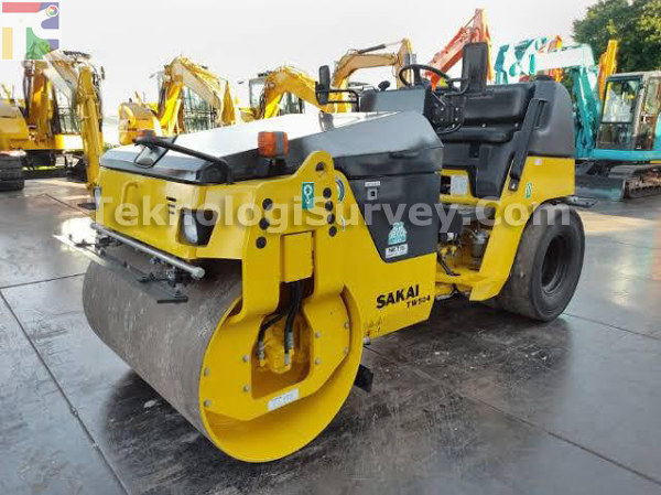 Tandem Roller SAKAI TW504